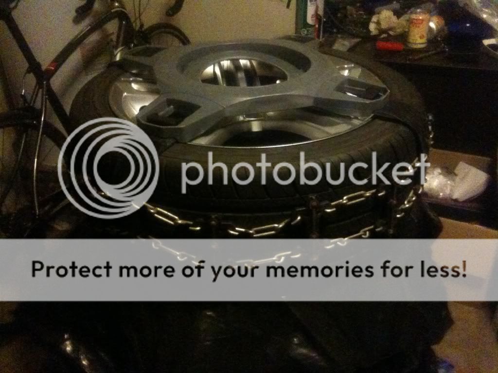 Driving on ice - Autosock vs. Spikes spider 'chains' | VW Vortex ...